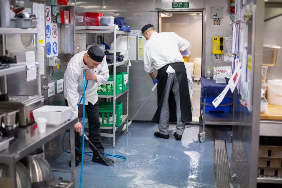 CATERING & HOTEL SERVICES | Aramark Offshore - Offshore Catering ...