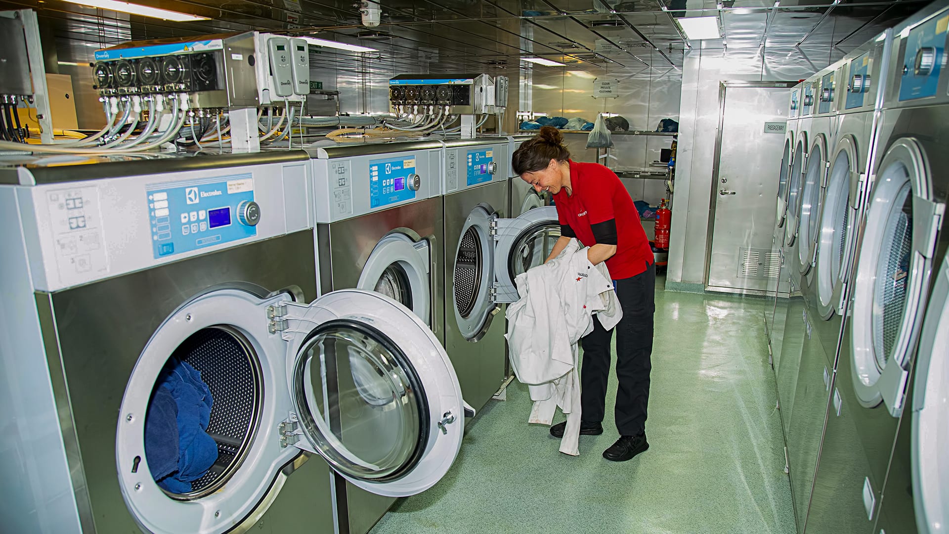 CATERING SERVICES - Aramark Offshore